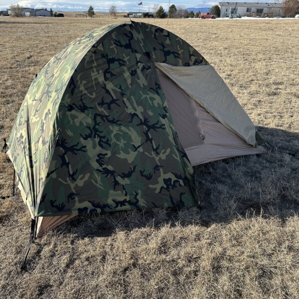 USMC 2 Person Combat Tent, Woodland - Venture Surplus